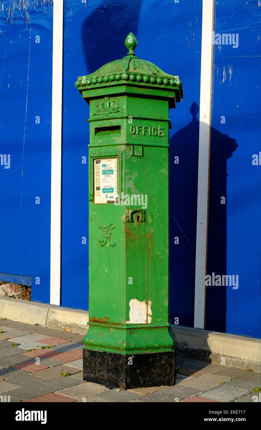 Irish post box hi-res stock photography and images - Alamy