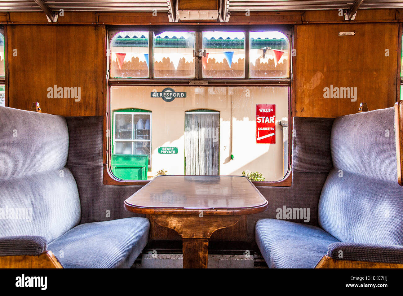 Vintage train carriage interior High Resolution Stock Photography and ...