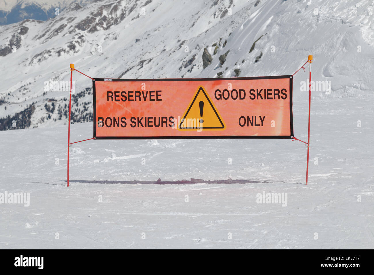 Piste sign hi-res stock photography and images - Alamy