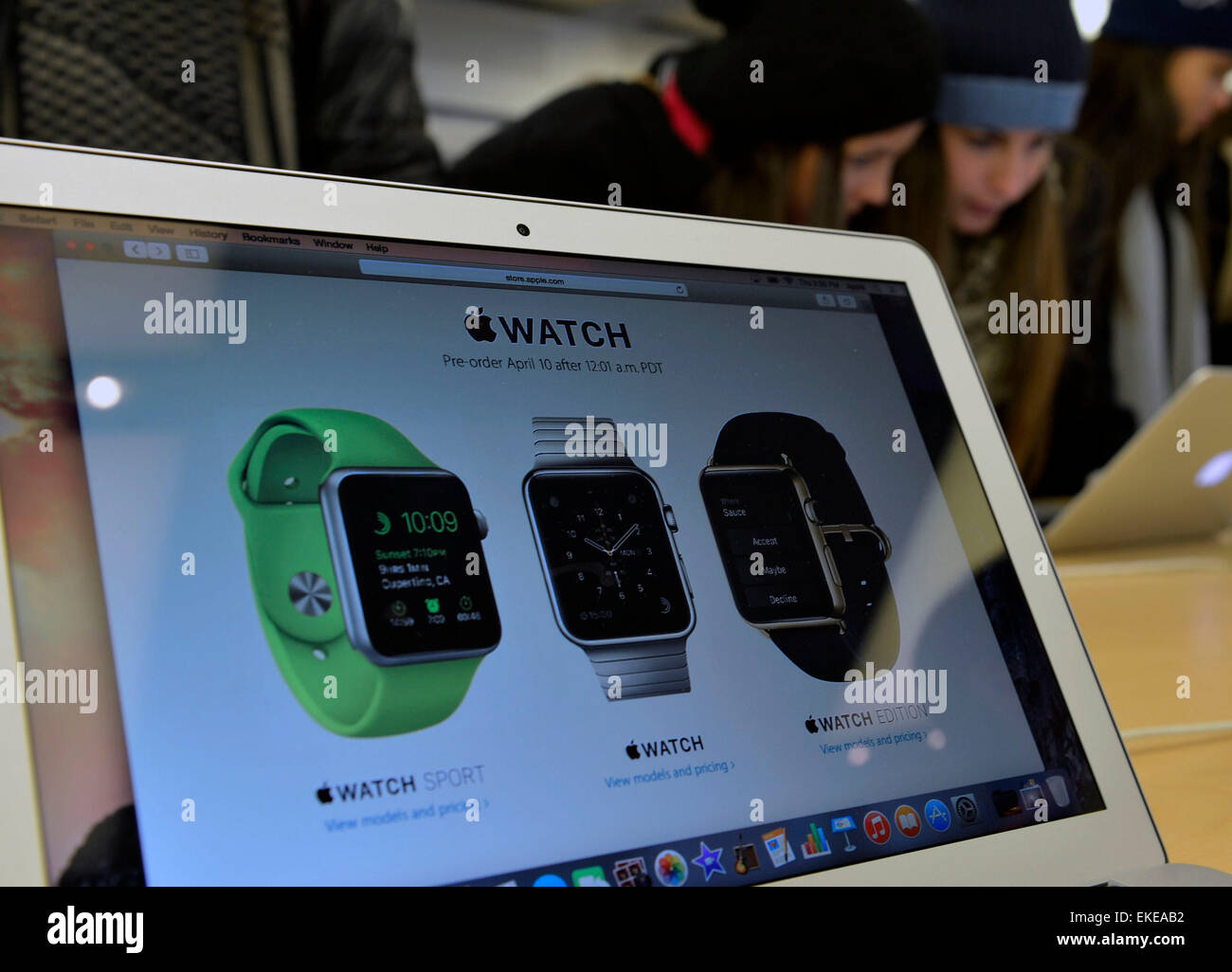 New York, USA. 9th Apr, 2015. Customers test Apple products at Apple ...