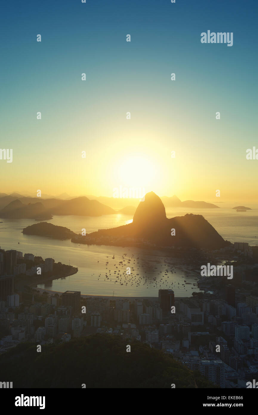 Rio skyline sunrise hi-res stock photography and images - Alamy