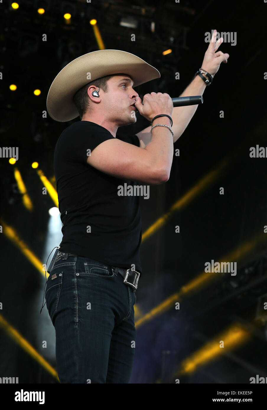 Day 2 Route 91 Harvest Country Music Festival at The MGM Resort Village ...