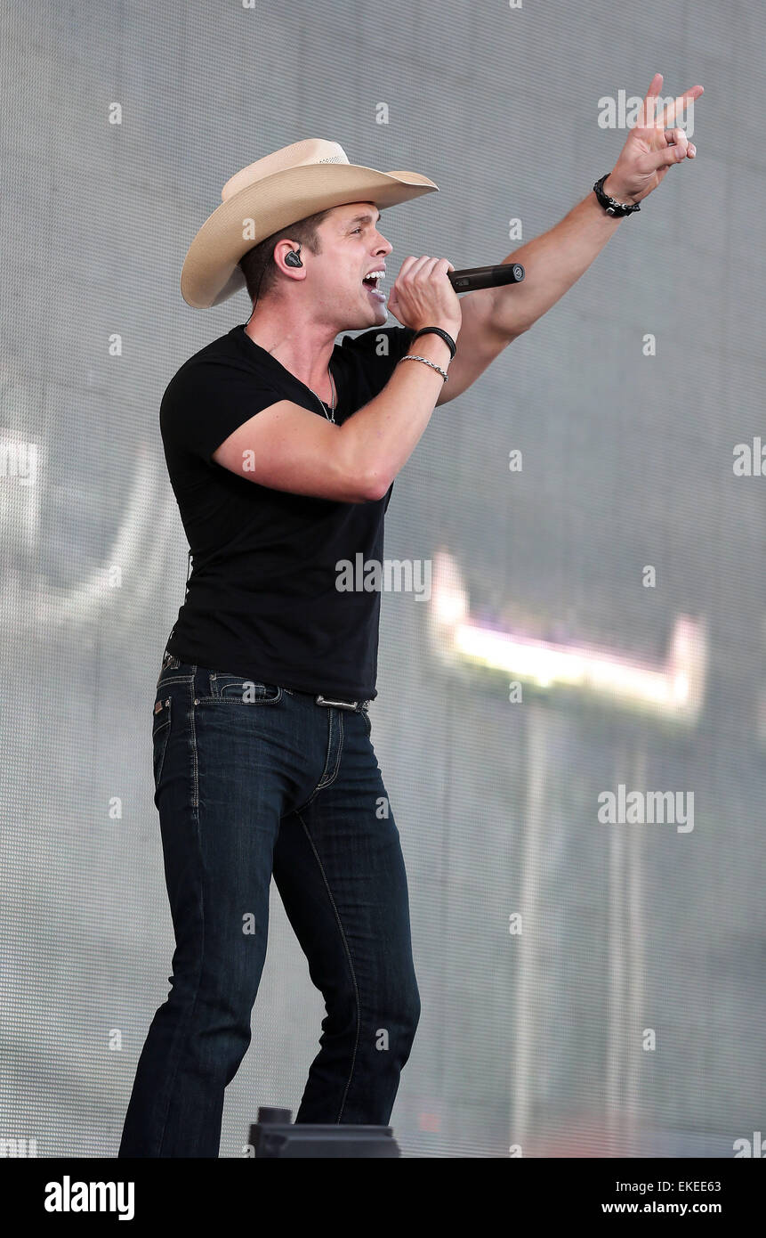 Day 2 Route 91 Harvest Country Music Festival at The MGM Resort Village ...