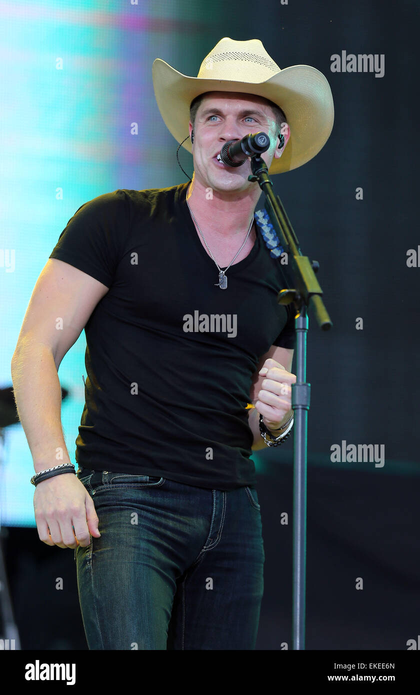 Day 2 Route 91 Harvest Country Music Festival at The MGM Resort Village ...