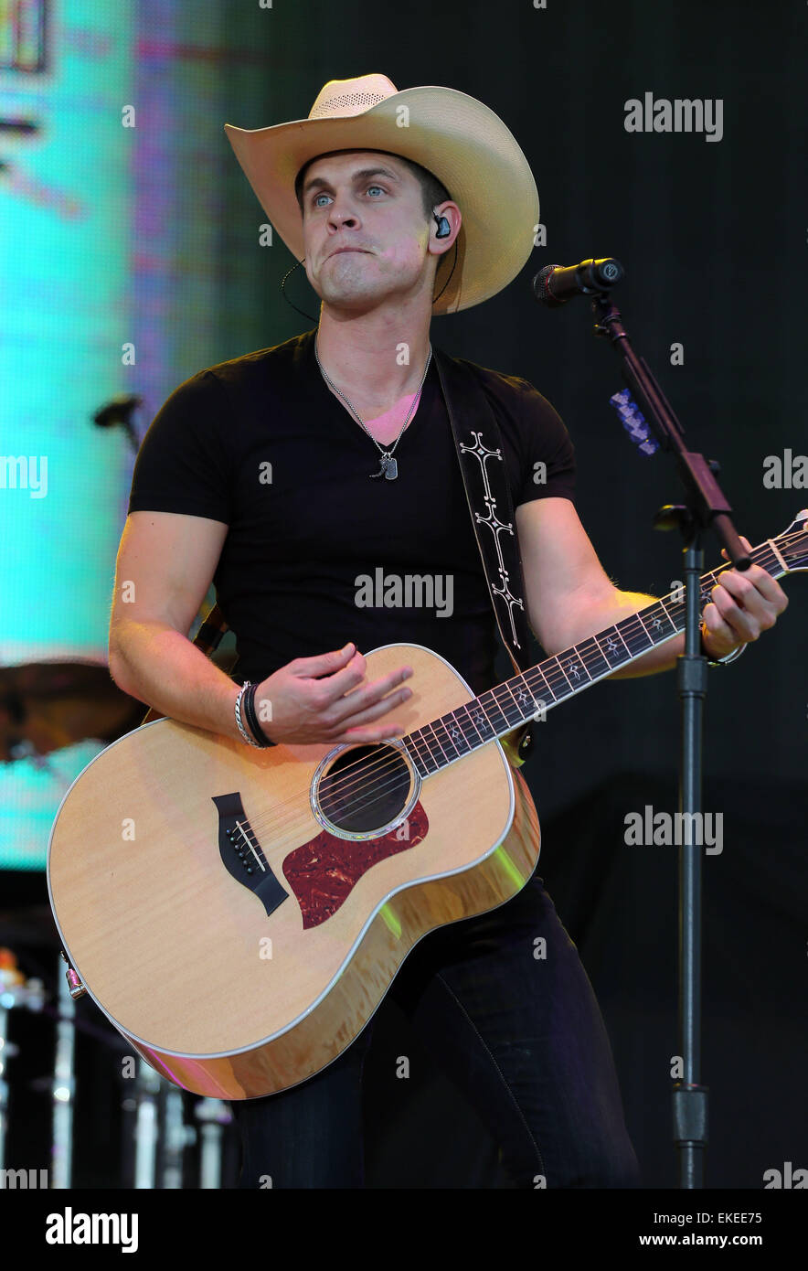Day 2 Route 91 Harvest Country Music Festival at The MGM Resort Village ...