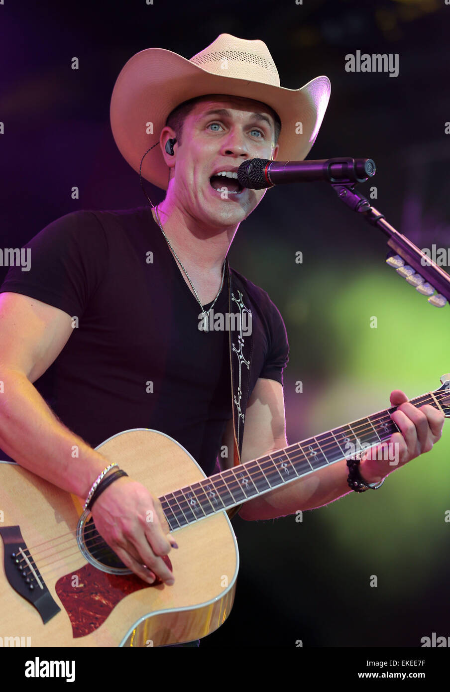 Day 2 Route 91 Harvest Country Music Festival at The MGM Resort Village ...