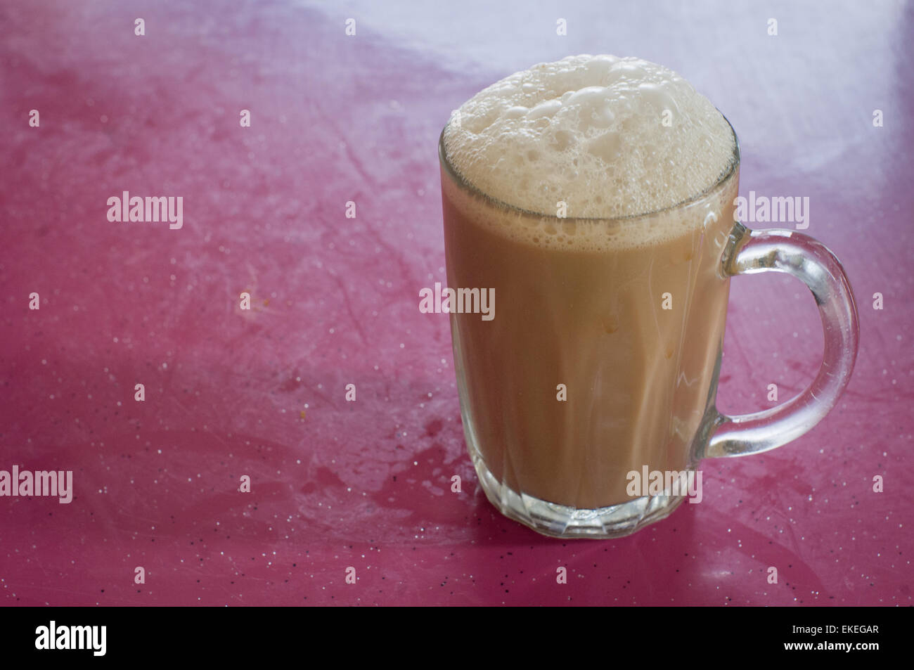 teh tarik or pull tea in malaysia and singapore, a common drink in ...