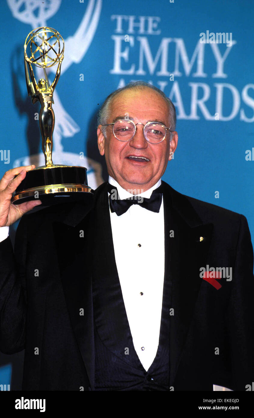 File. 9th Apr, 2015. Actor RICHARD DYSART, the Emmy-winning actor who ...