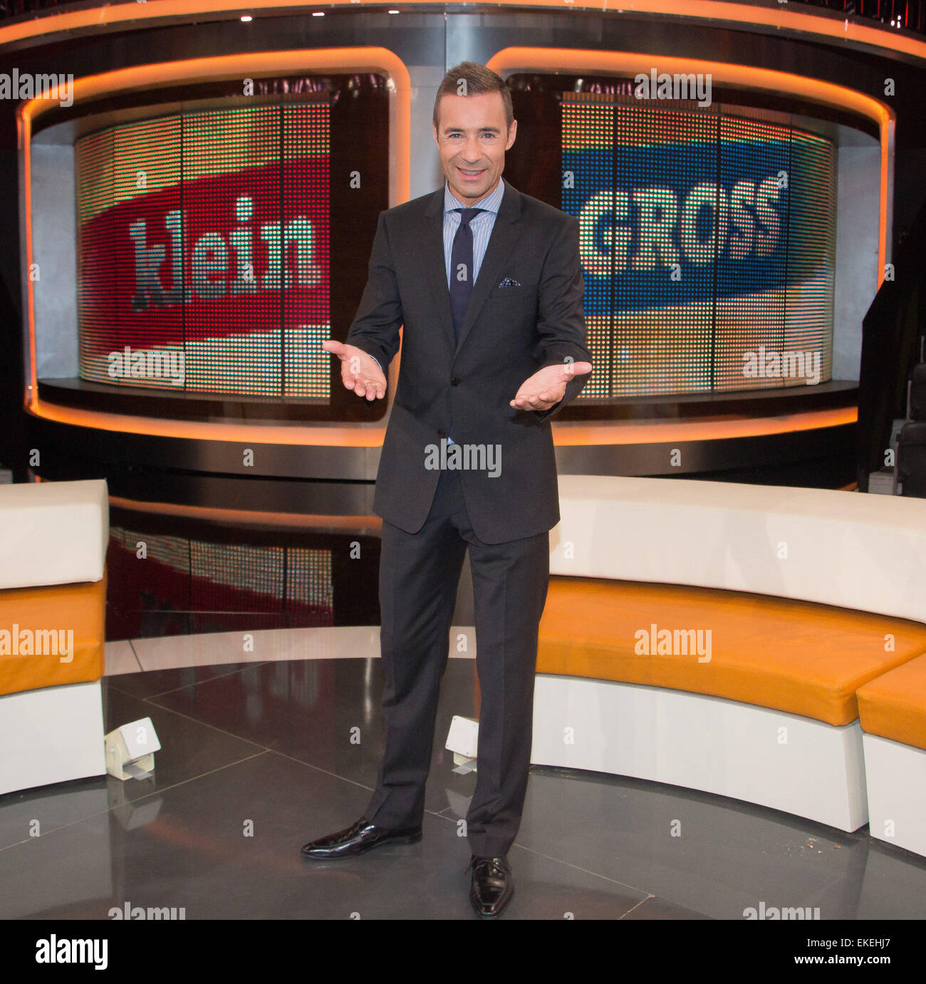 Klein Gegen Gross High Resolution Stock Photography and Images - Alamy