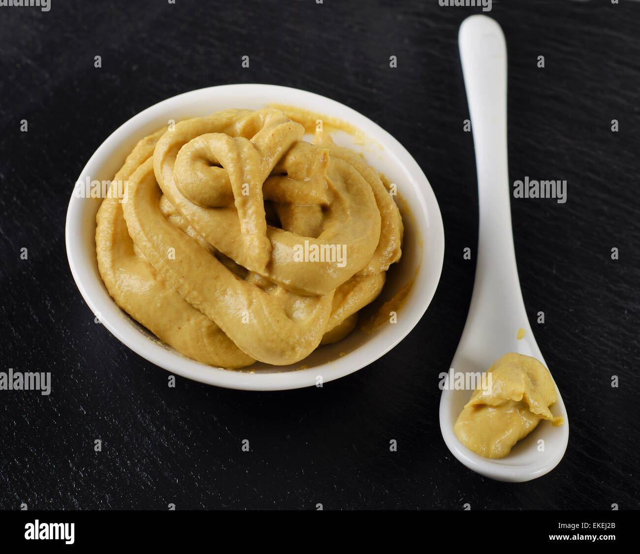 Dijon mustard in a bowl hi-res stock photography and images - Alamy