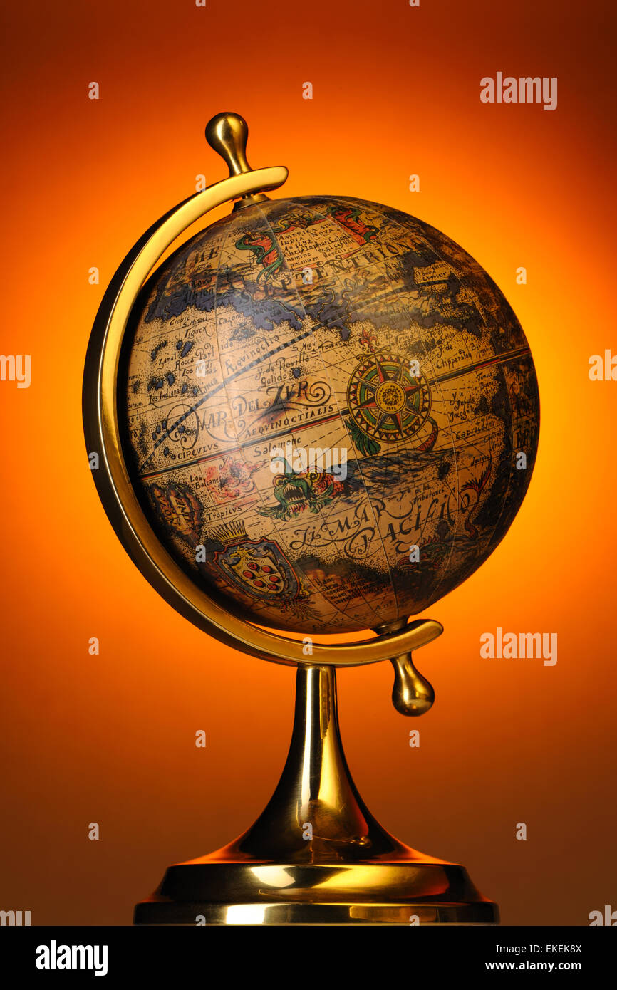 Old fashioned globe hi-res stock photography and images - Alamy