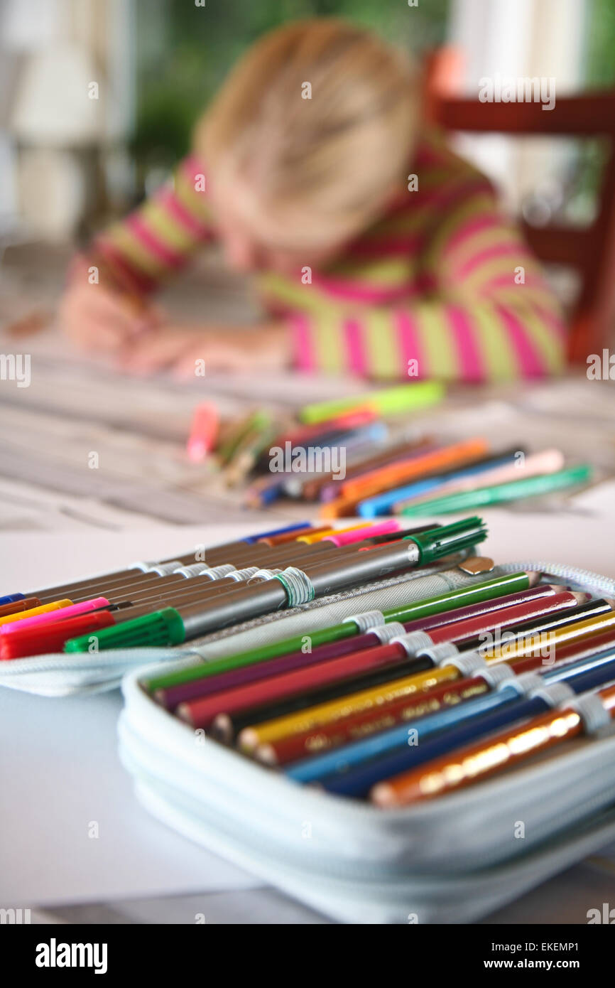 Girls teen school work hi-res stock photography and images - Alamy