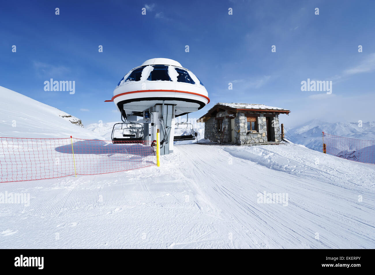 Ski lift station Stock Photo - Alamy