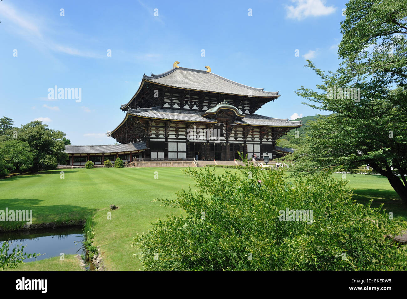 Todai ji temple in nara japan hi-res stock photography and images - Alamy