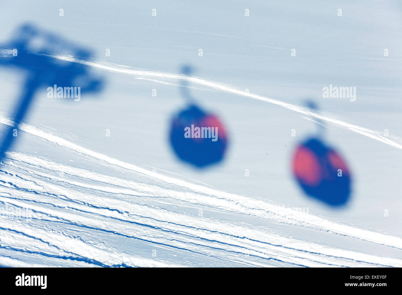 Ski lift silhouette hi-res stock photography and images - Alamy