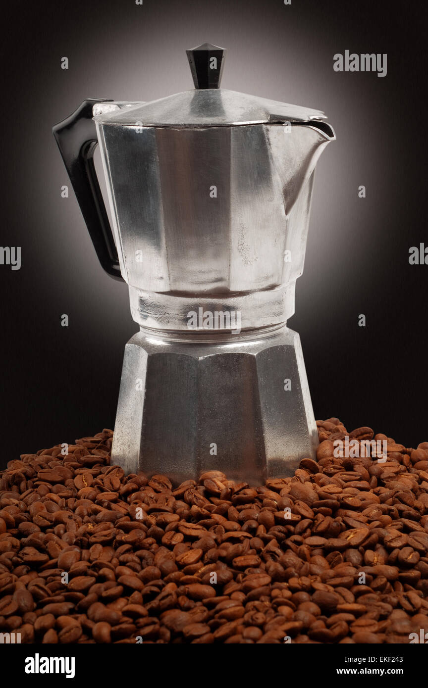 Old fashioned coffee maker hi-res stock photography and images - Alamy