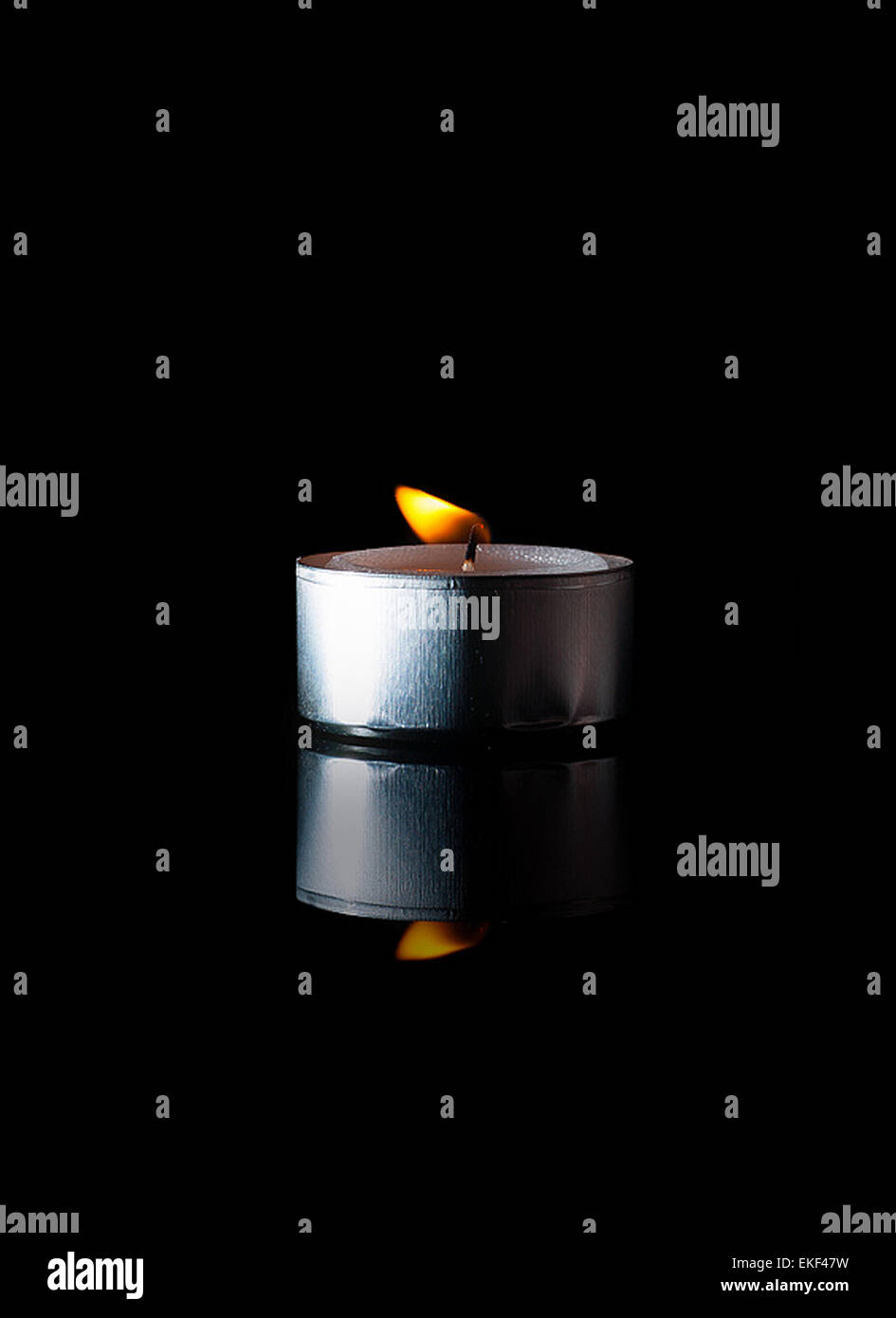 Candle flame fire hi-res stock photography and images - Alamy