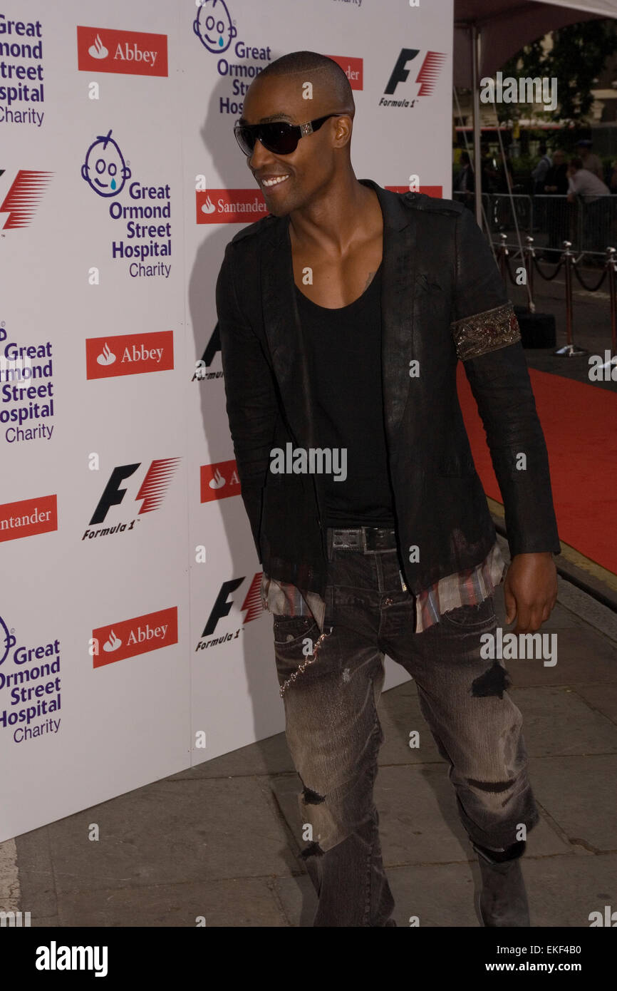 Simon webbe hi-res stock photography and images - Alamy