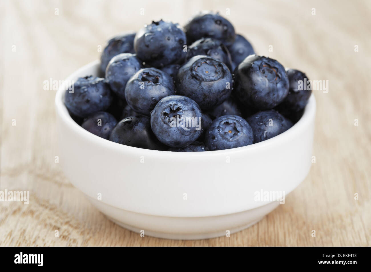 Washed blueberries in white hi-res stock photography and images - Alamy