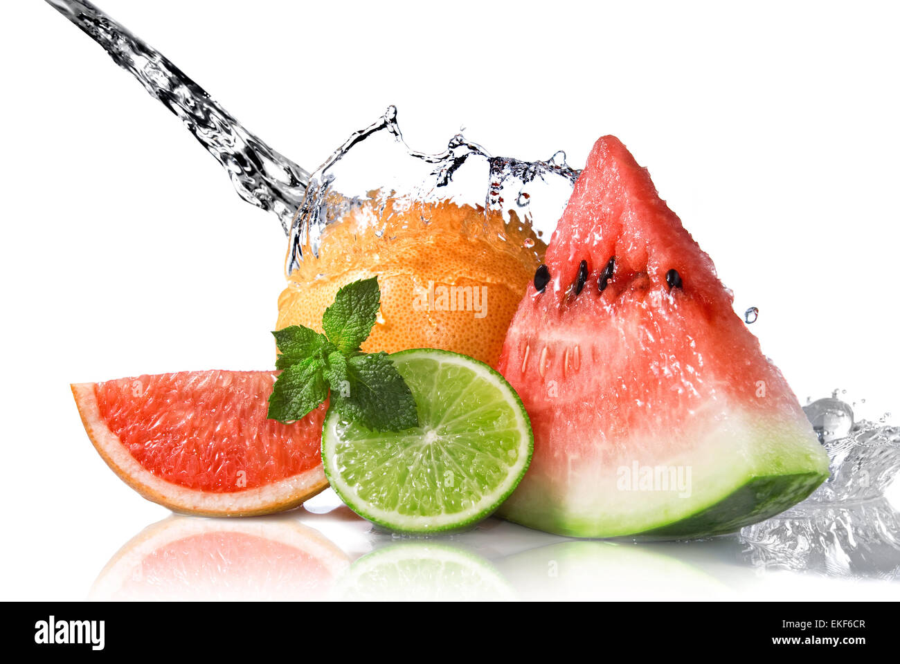 Splash fruits hi-res stock photography and images - Alamy