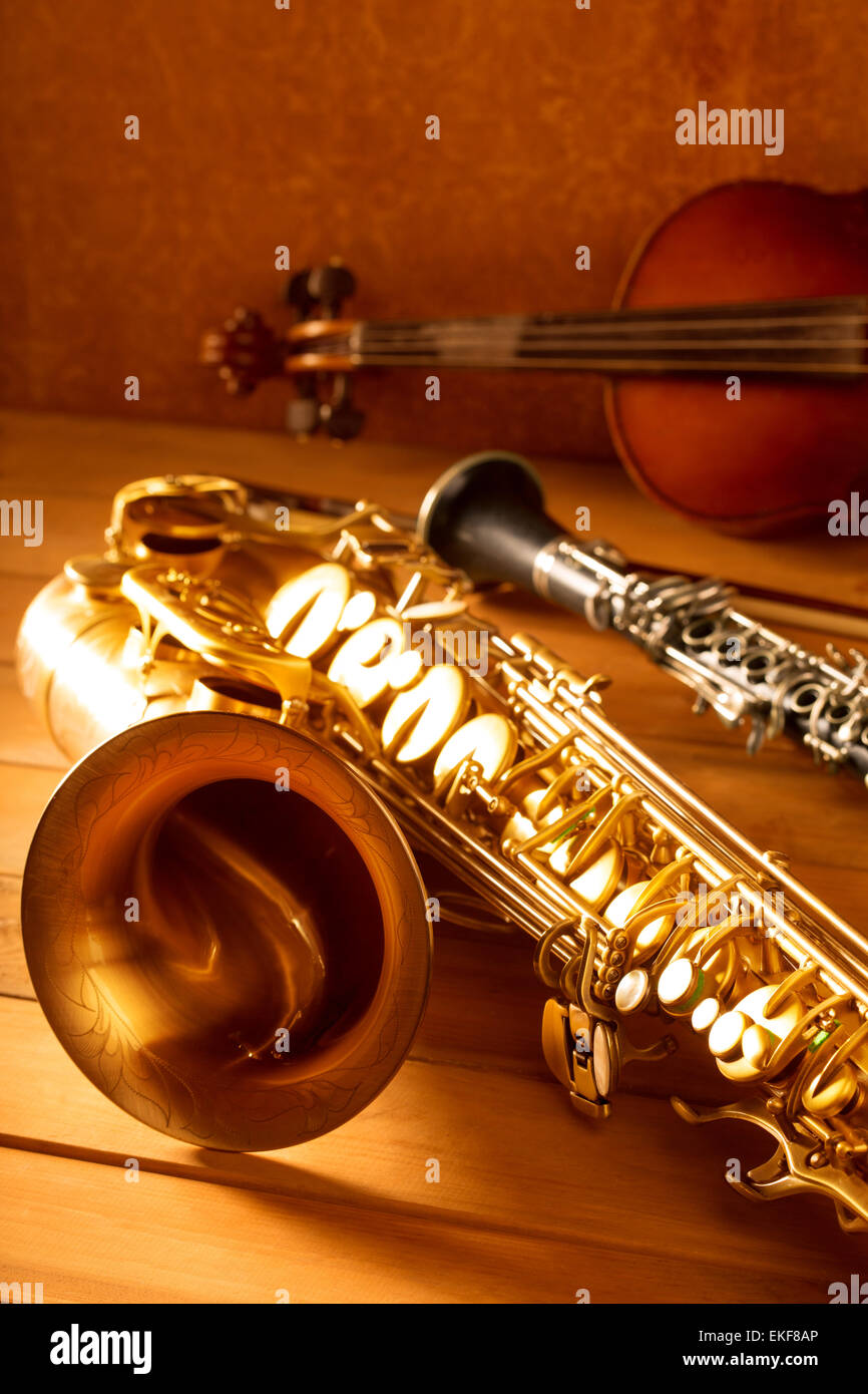 Classic music Sax tenor saxophone violin and clarinet vintage Stock ...