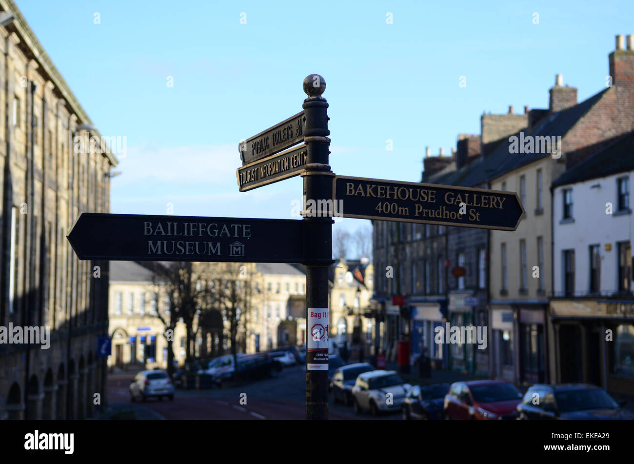 Alnwick town centre hi-res stock photography and images - Alamy