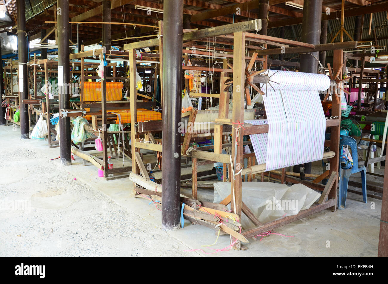 Old Silk weaving Handicraft machine Tai Dam Style Stock Photo - Alamy