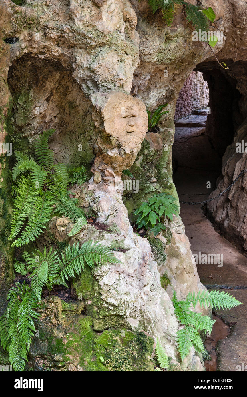 The extraordinary subterranean grotto at Dewstow Gardens and Grottoes ...