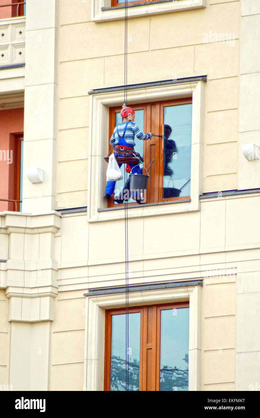 Reflection on the windows hi-res stock photography and images - Alamy