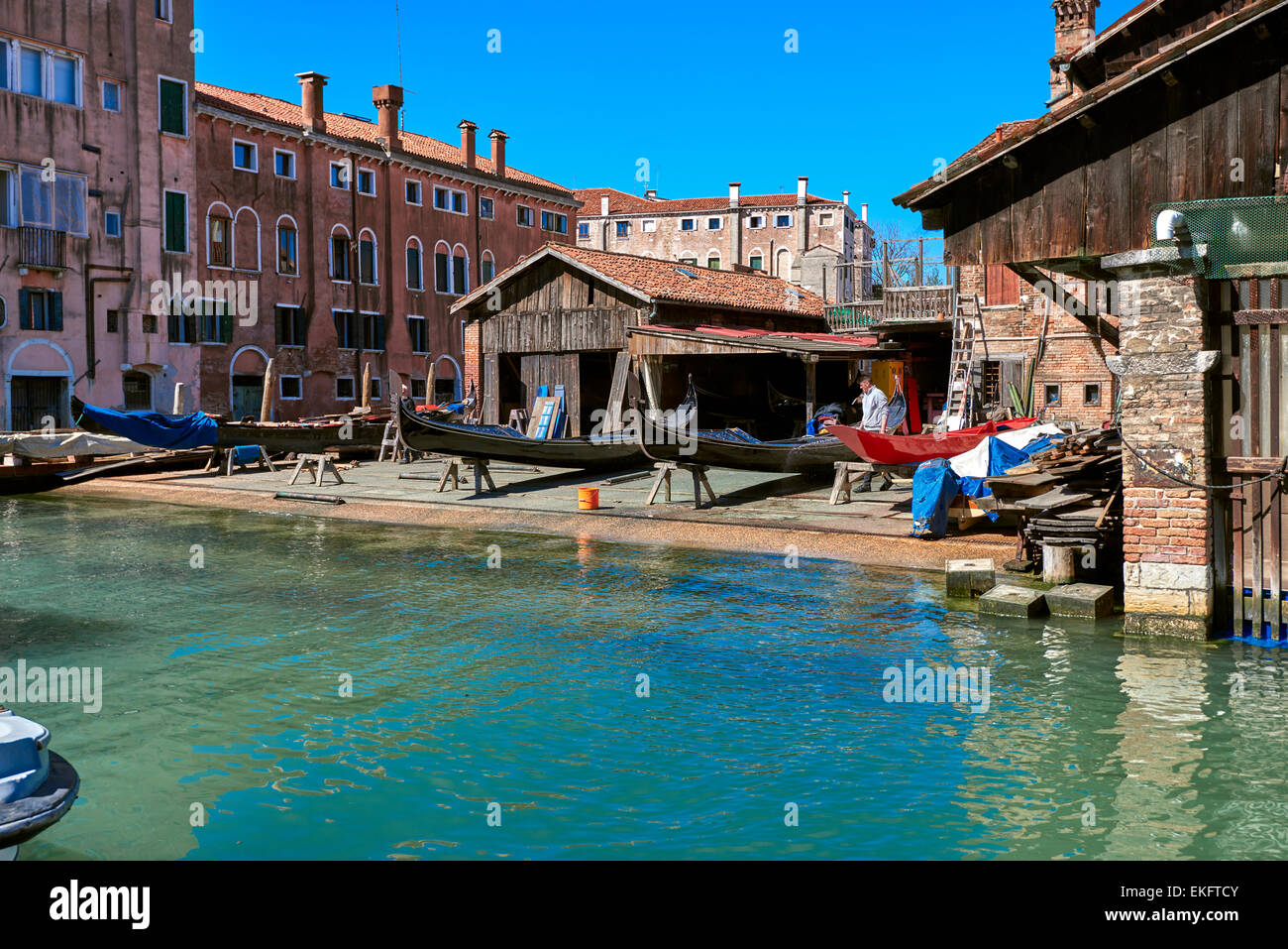 Squero San Trovaso: where Venetian gondolas are born, Venice Italy ...