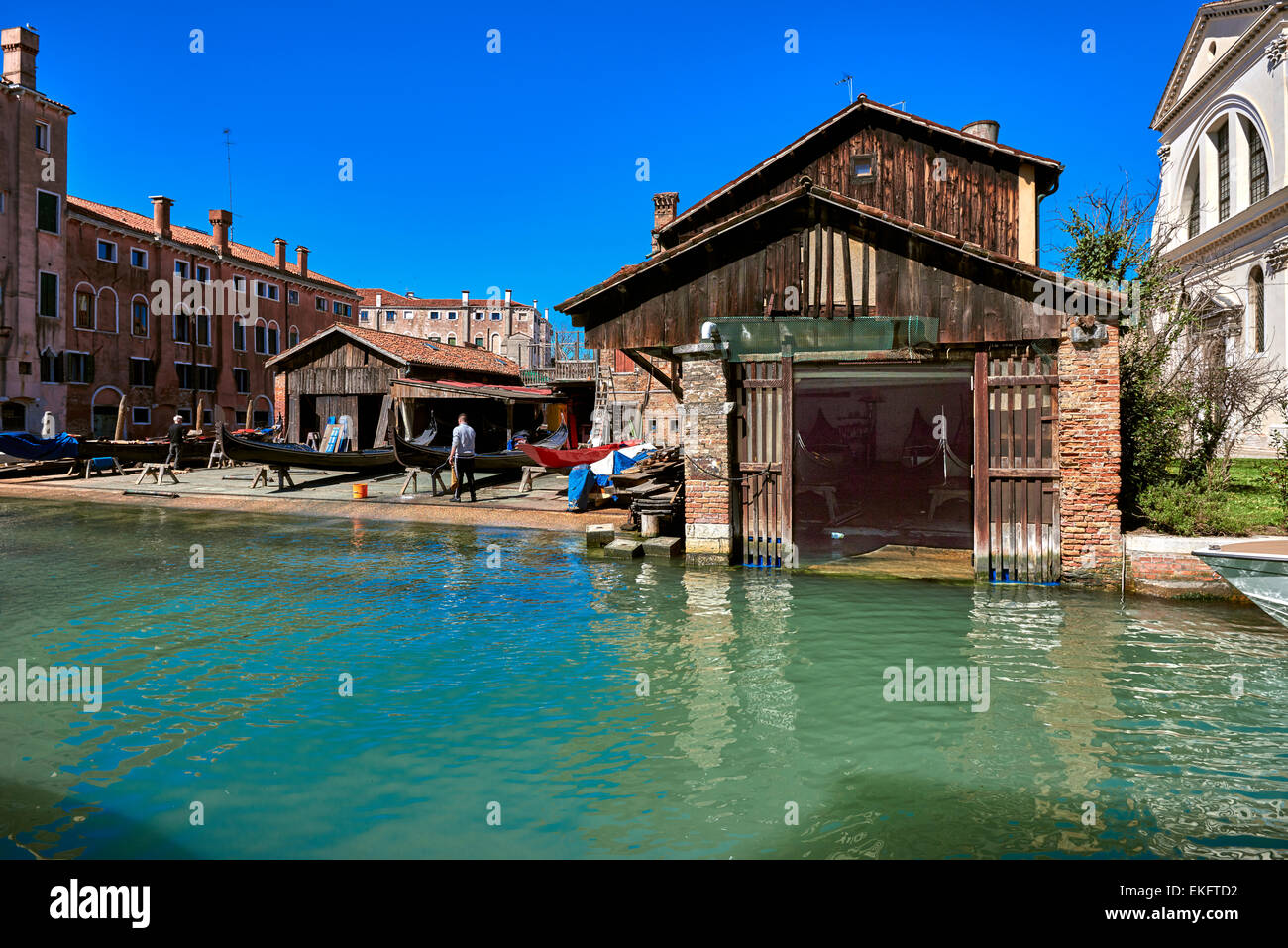 Squero San Trovaso: where Venetian gondolas are born, Venice Italy ...
