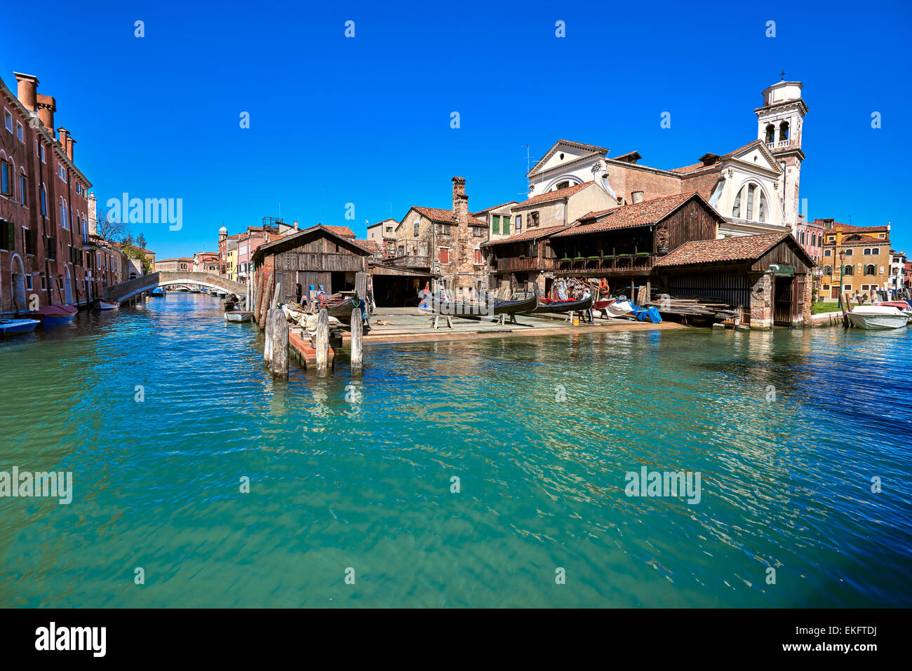Squero San Trovaso: where Venetian gondolas are born, Venice Italy ...