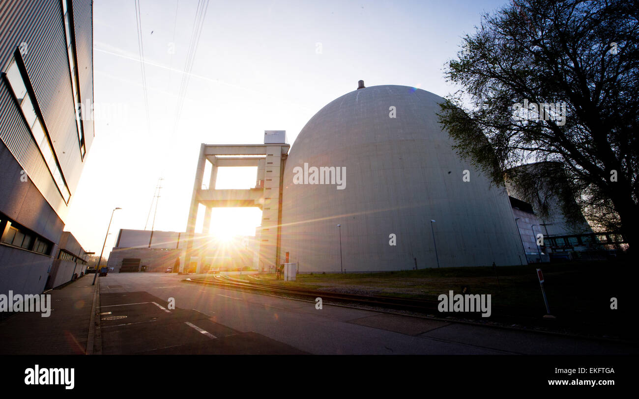 Nuclear flasks hi-res stock photography and images - Alamy