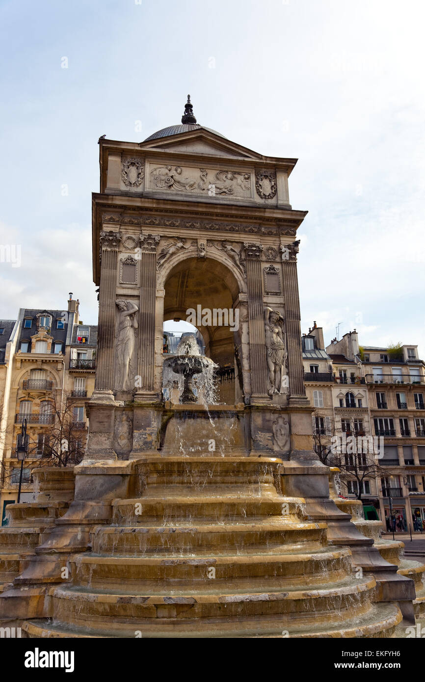 Fountain in Paris Stock Photo - Alamy