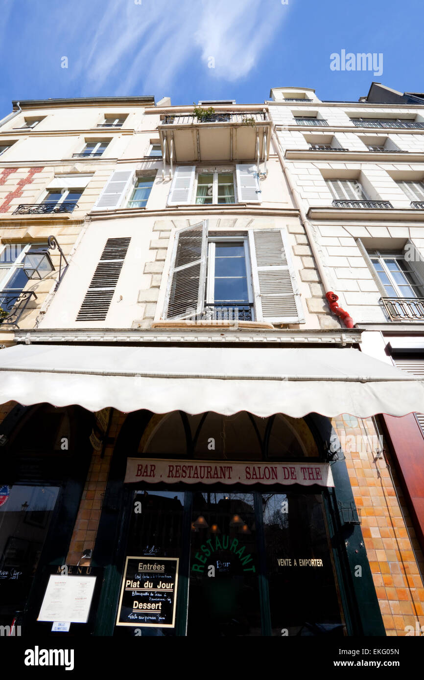 Classical Old French Building Stock Photo - Alamy
