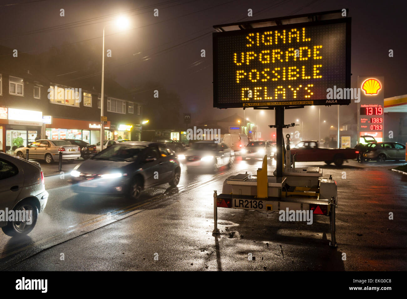 Traffic delays warning sign hi-res stock photography and images - Alamy