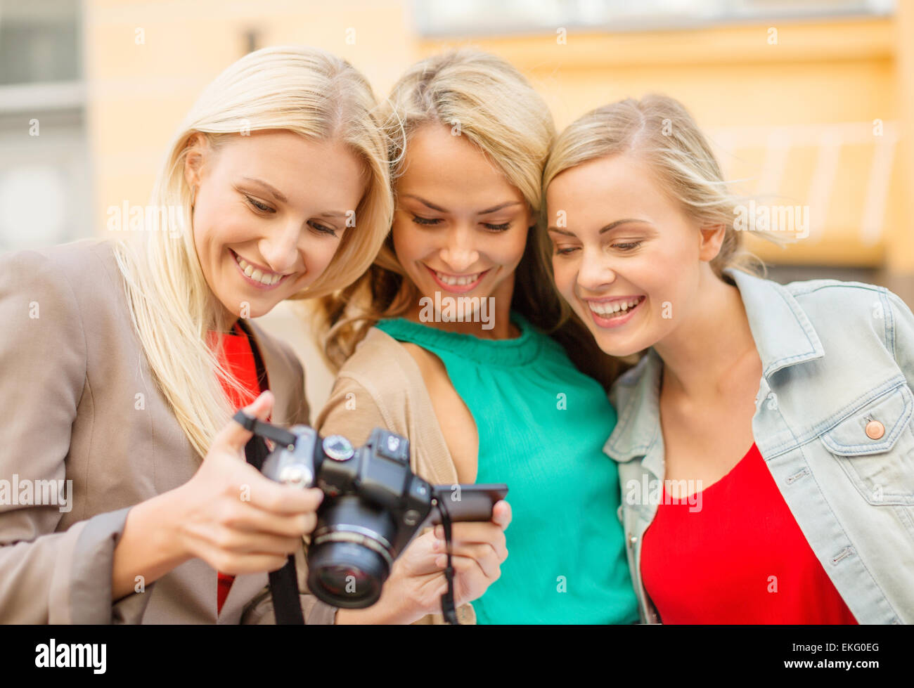 Beautiful women photographs hi-res stock photography and images - Alamy