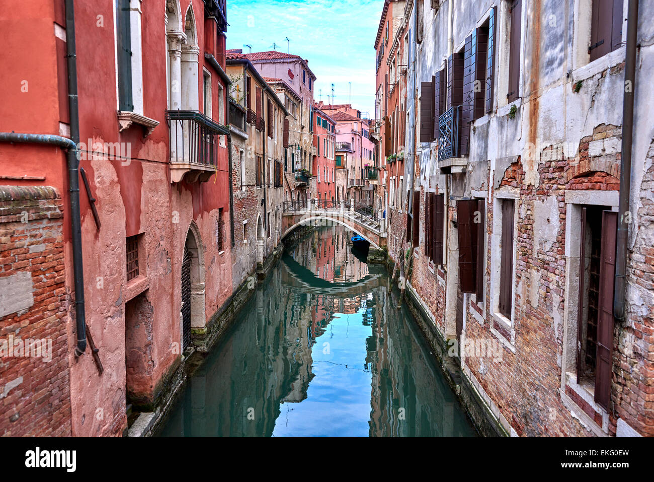 Venice is the capital of the Veneto region in Italy, the name is ...