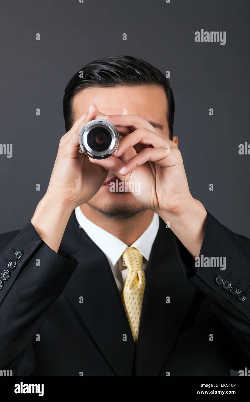 Head observer hi-res stock photography and images - Alamy
