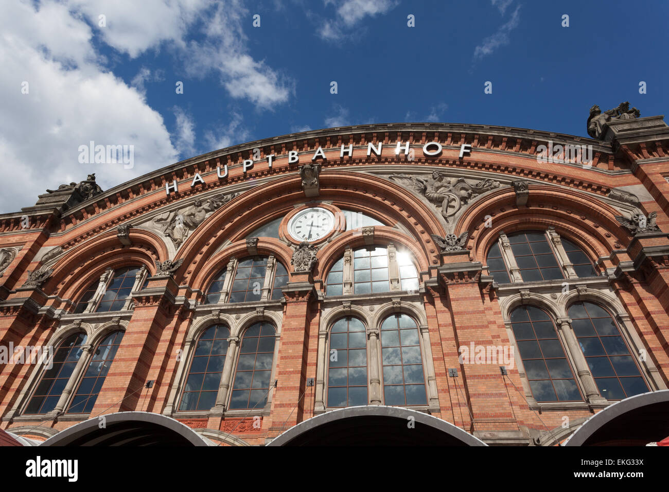 Hauptbahnhof bremen hi-res stock photography and images - Alamy