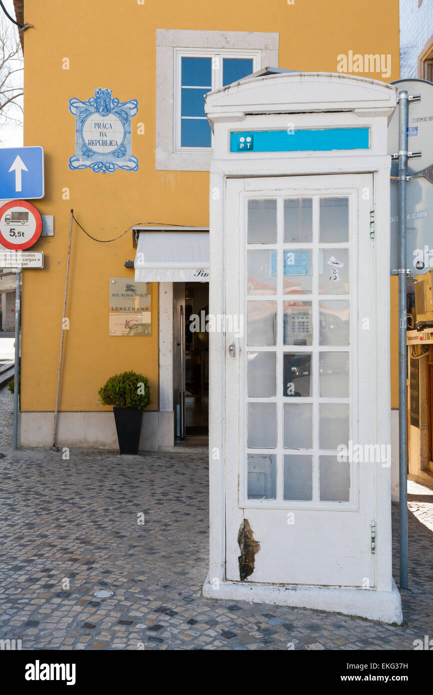 Rare, old, and vintage ' K3 ' concrete traditional telephone phone box ...