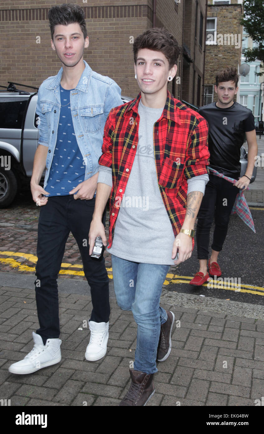 X Factor final 12 contestants arrive at first studio rehearsals ...