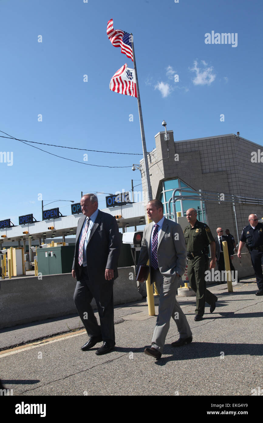 Former acting commissioner hi-res stock photography and images - Alamy