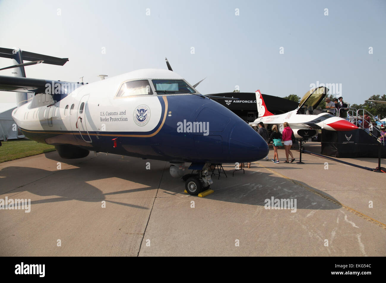 Dhc 8 military hi-res stock photography and images - Alamy
