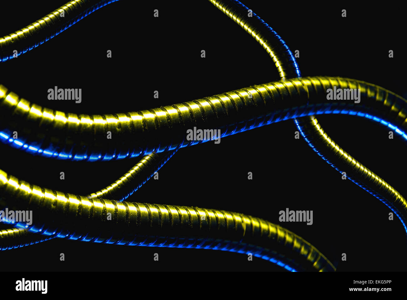 Wires robot hi-res stock photography and images - Alamy