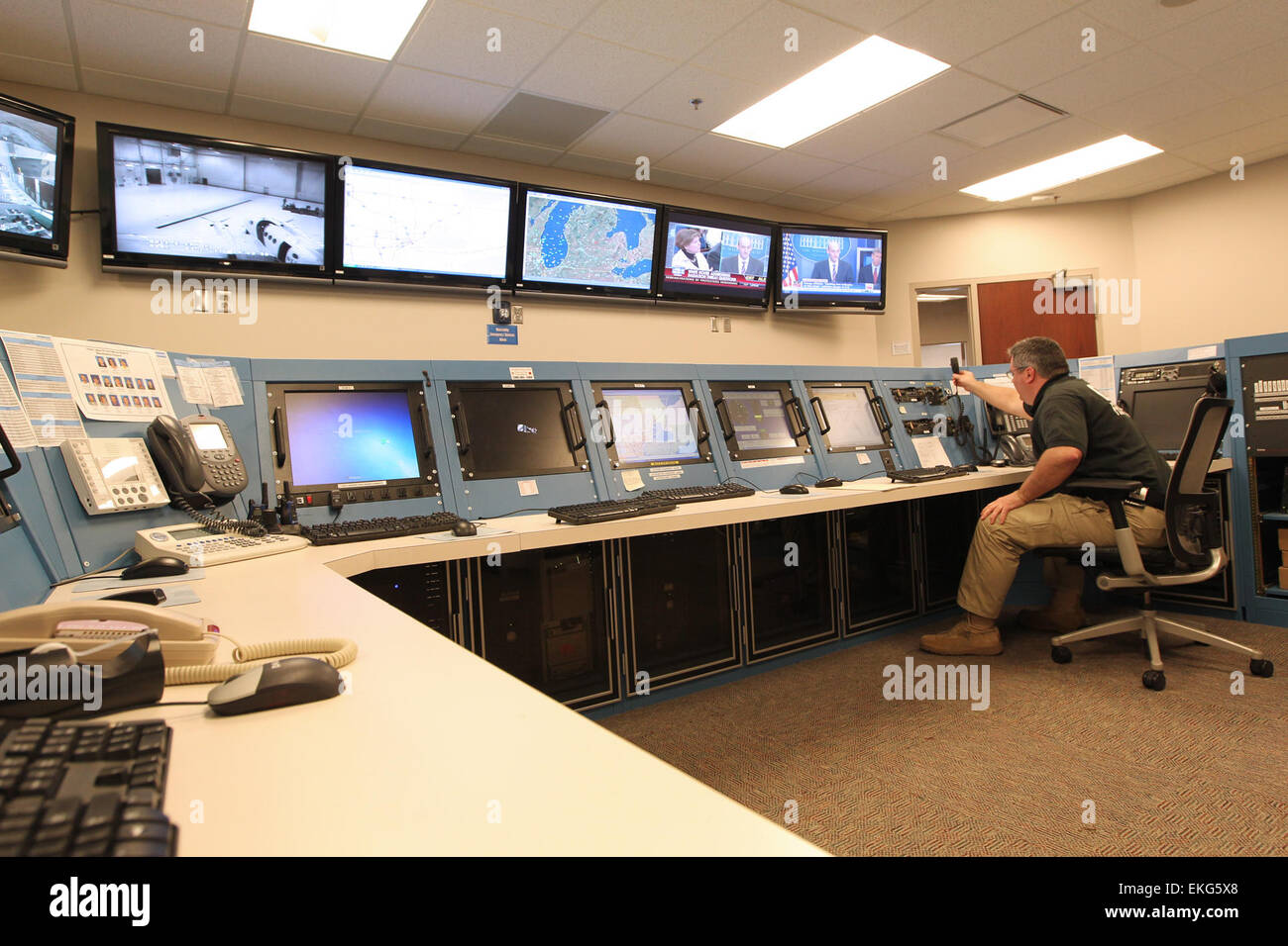 CBP's technology operations at the Detroit Northern Border are equipped ...