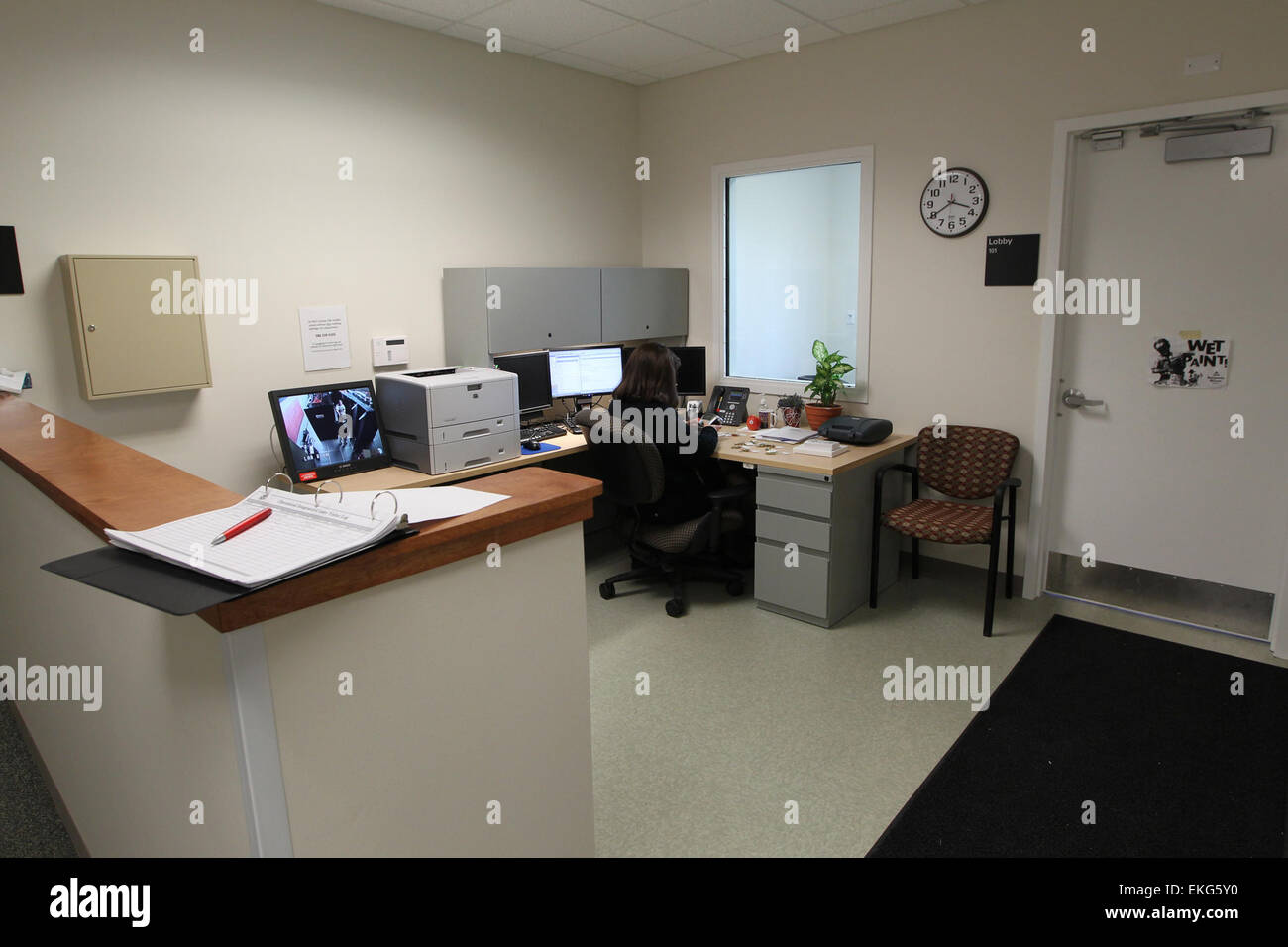 U.S. Customs and Border Protection officers monitor northern border ...