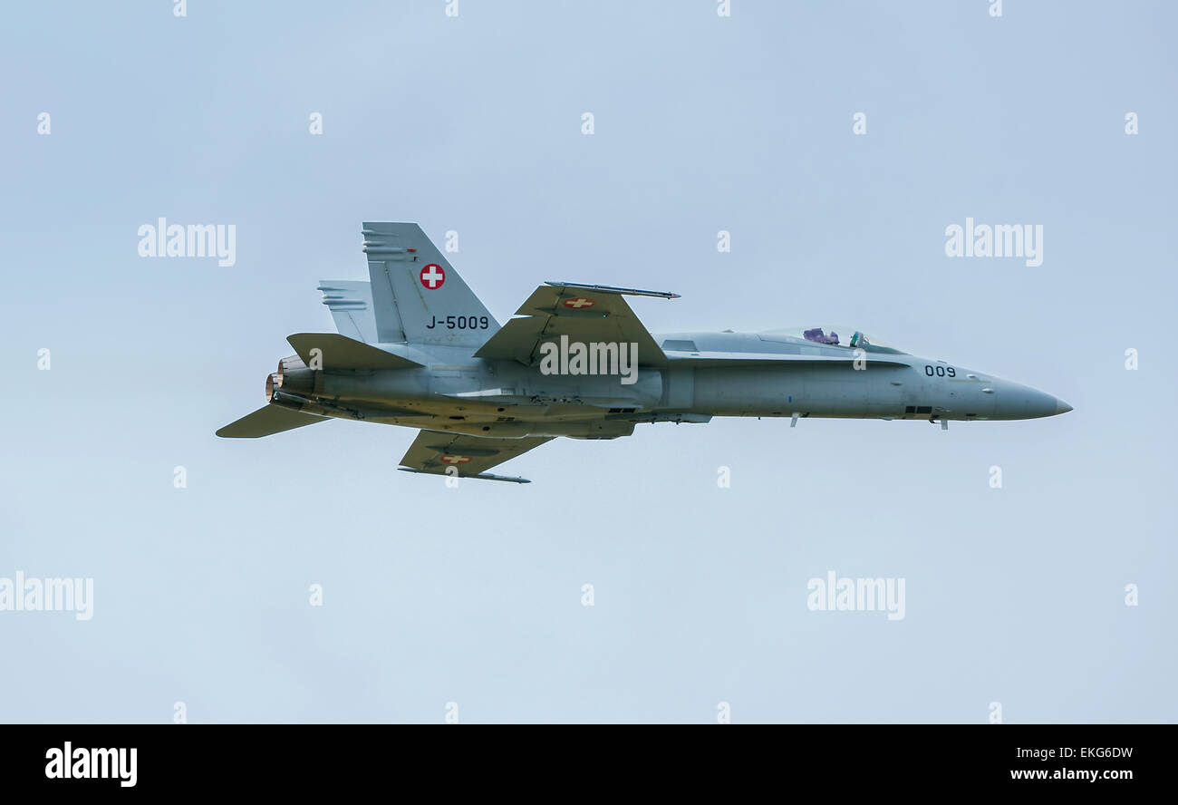 Swiss air force f18 fighter hi-res stock photography and images - Alamy