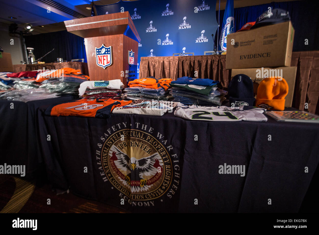 Nfl super bowl counterfeit hi-res stock photography and images - Alamy