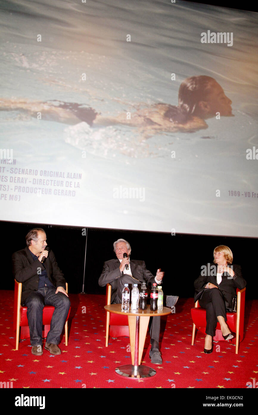 Alain Delon Piscine High Resolution Stock Photography and Images - Alamy